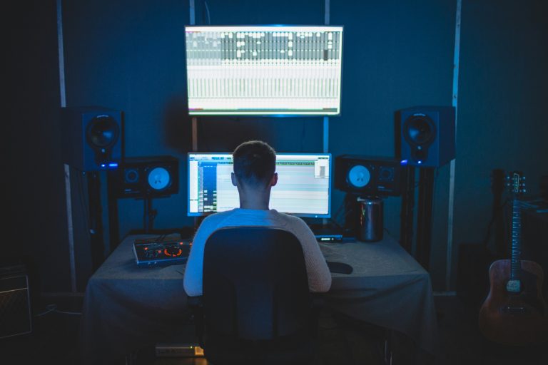 25 Must-have VST Plugins For Music Producers Regardless Of Genre You're ...