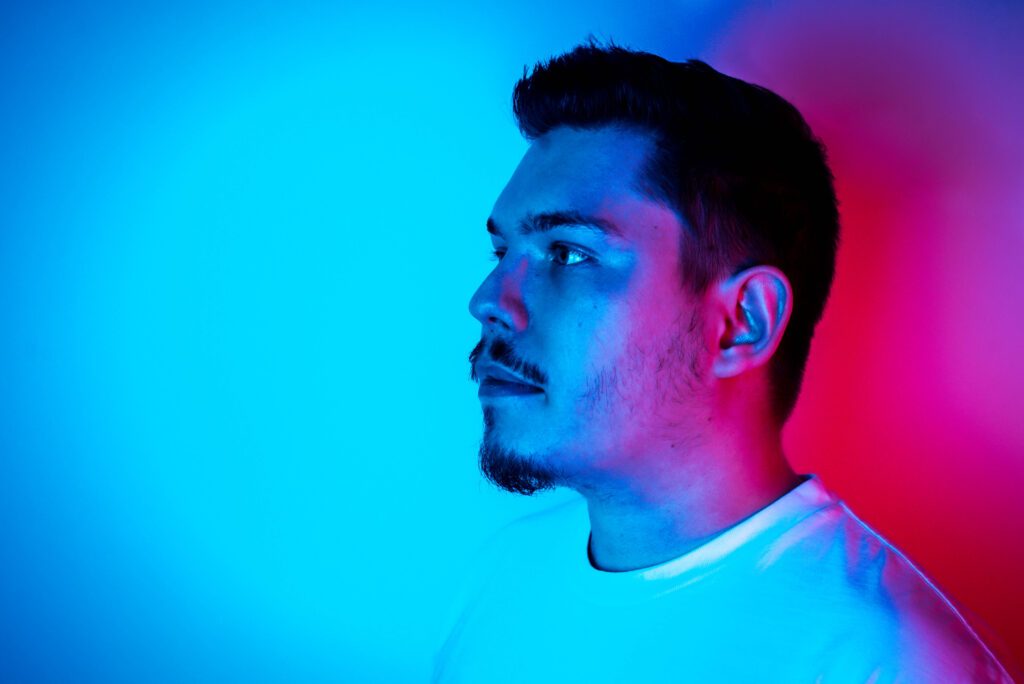 Matt Fax Unveils Mesmerizing New Single 'Underwater' on Chromattic Label