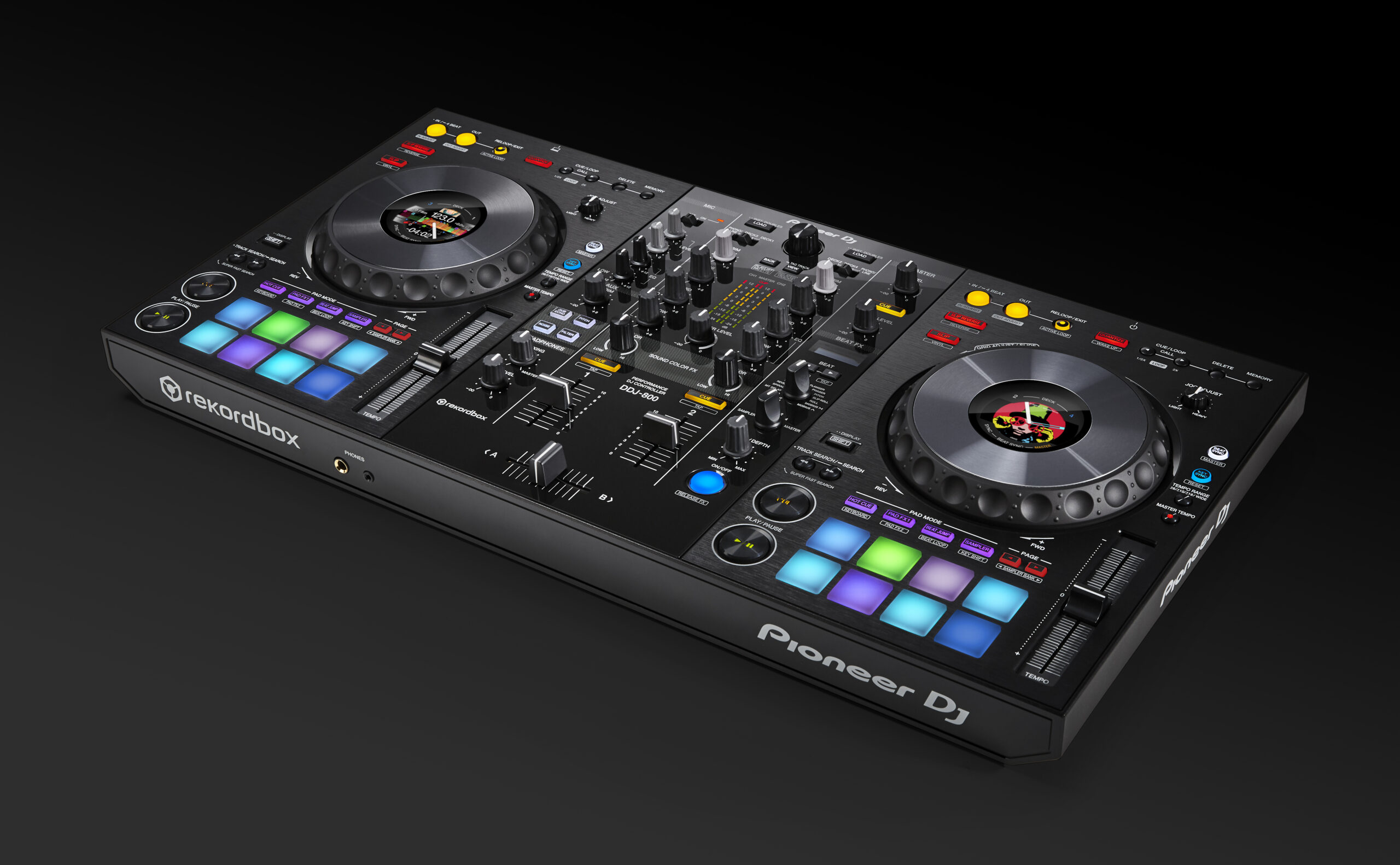 Contest: Win Pioneer DJ DDJ-800 Controller