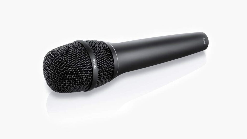 DPA 2028 Vocal Mic Review: A Supercardioid Condenser Mic For Singers ...