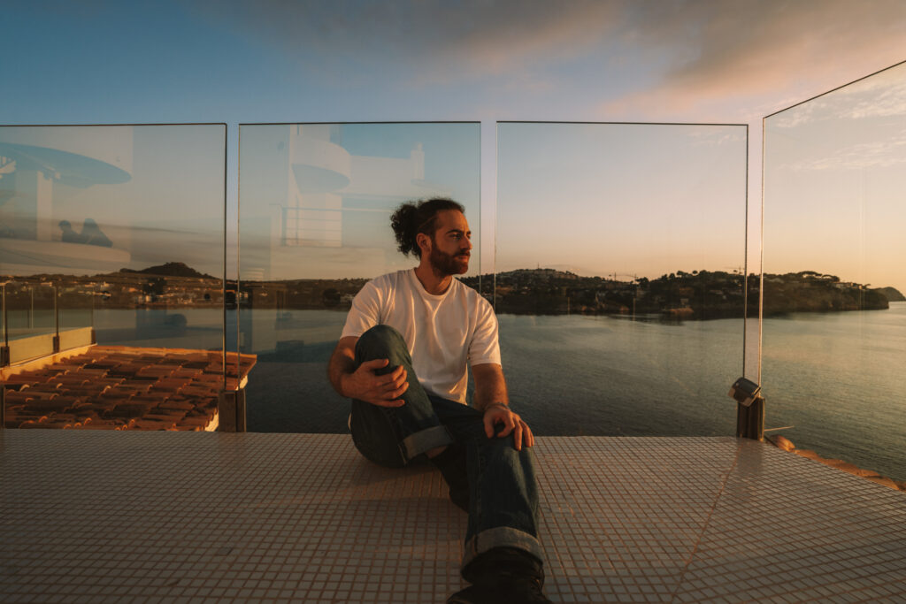 Premiere: Paji Shares Captivating New Music Video "Hewa"