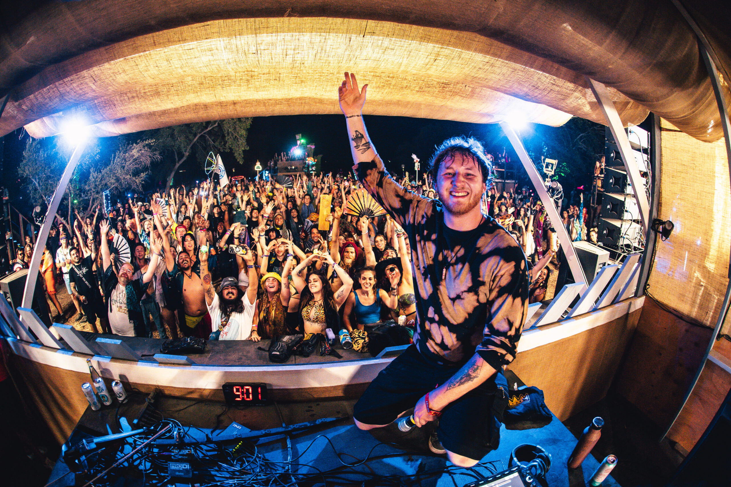 How It's Made: Josh Teed - Taking It All In EP - Magnetic Magazine