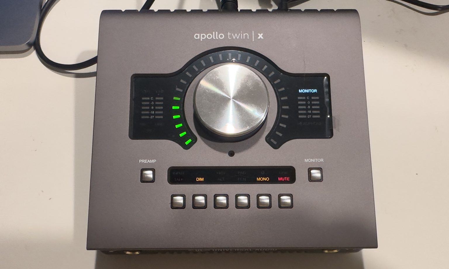 Universal Audio Apollo Twin X Review: One Of The Best Audio Interfaces ...