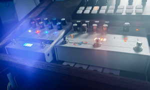 Hologram Chroma Console Review: Hands Down Our Favorite Effects Pedal ...