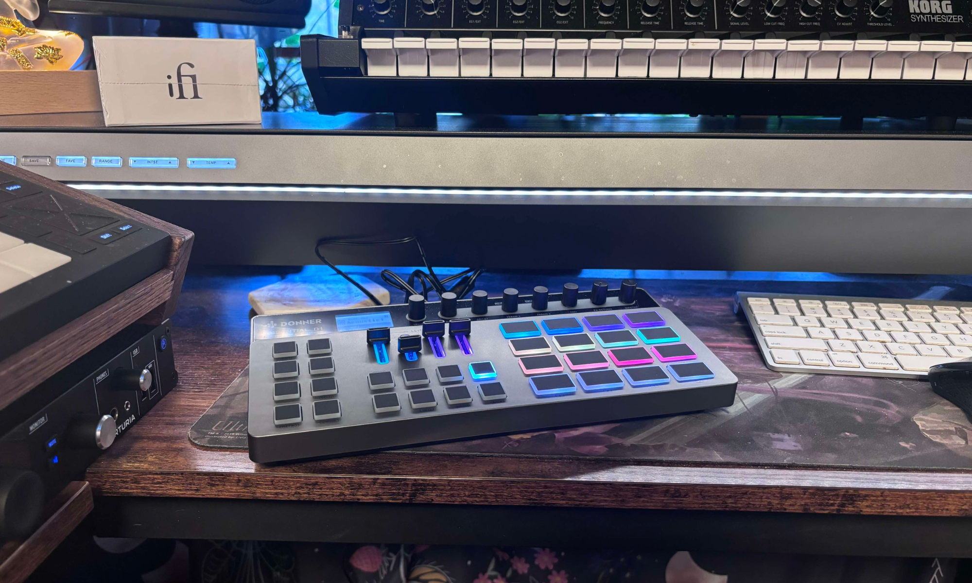 Donner Essential D1 Review: A Hands-On Look At A Budget Drum Machine ...