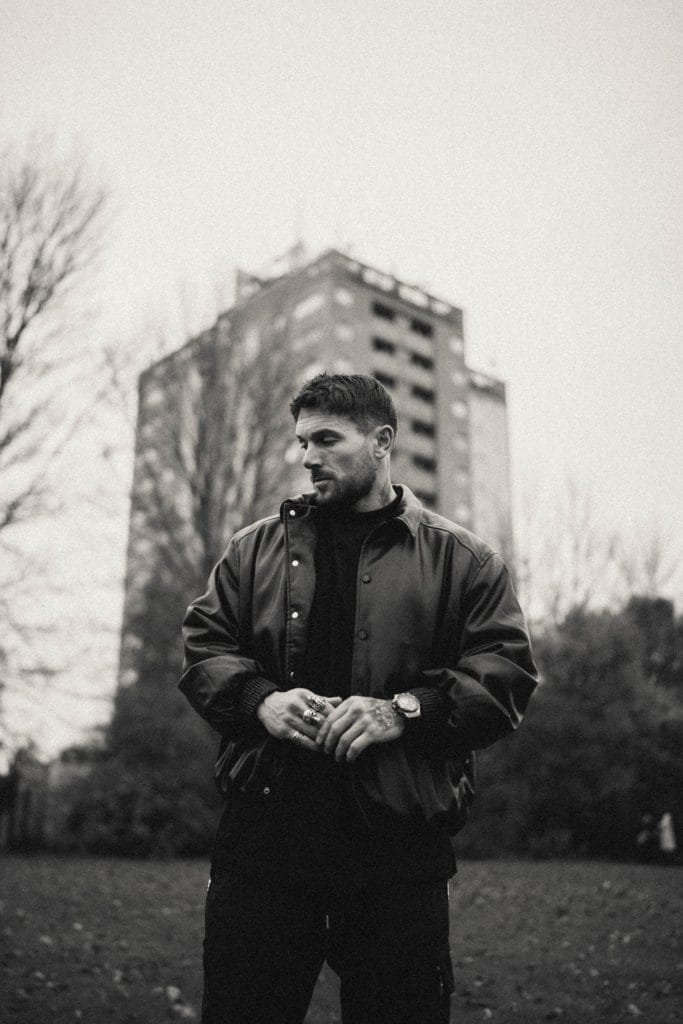 Coldplay JUPiTER Lyrics And Meaning: How The Song Tackles Labels And ...