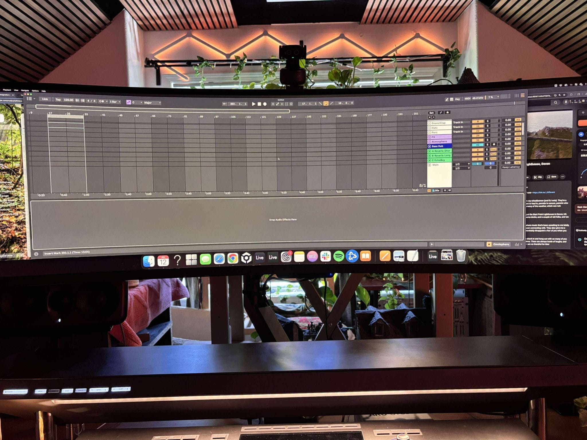 Better Than It Has Any Right to Be: My Week With the EMEET PIXY ...