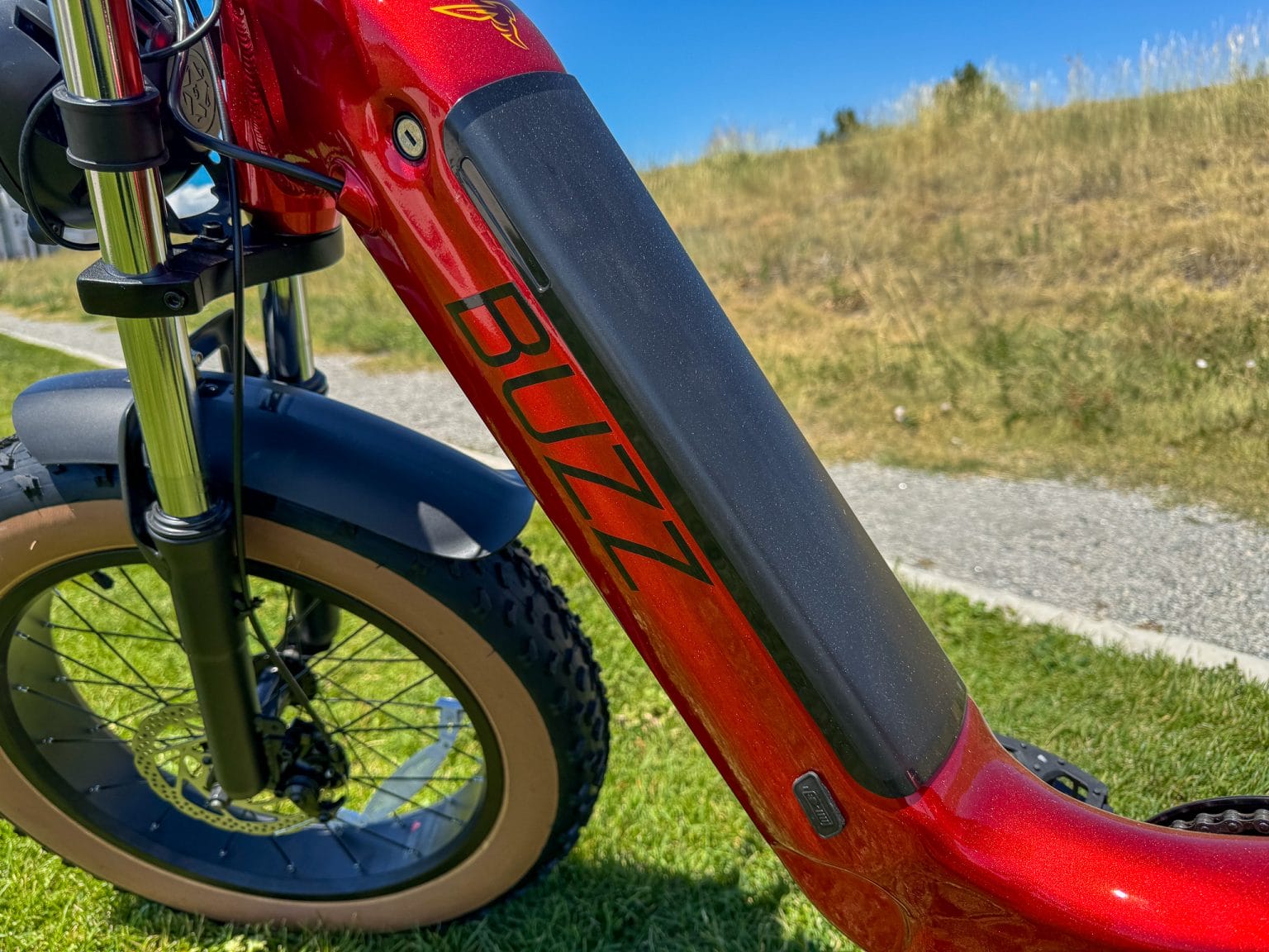 Buzz Drone Ebike Review: Retro Moto Vibes That's Fun To Ride - Magnetic ...