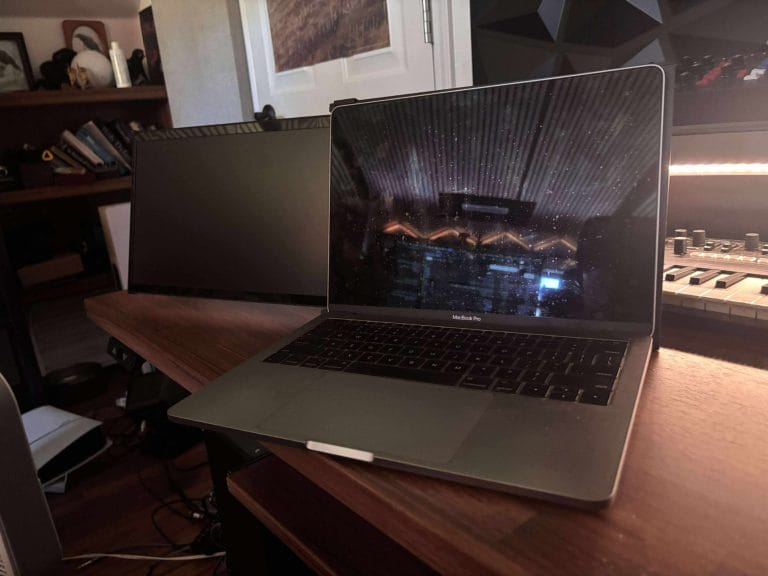 Hands-On With the Duex Max DS: A Second Screen That Travels Well ...