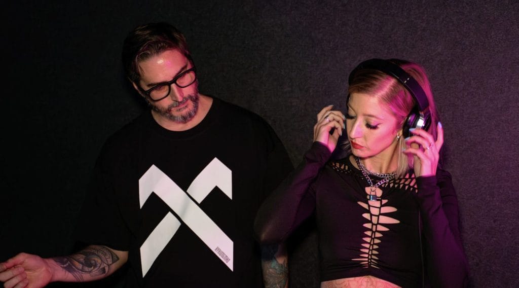 Red Hot Chili Peppers Californication Meaning and Lyrics: What They Say ...